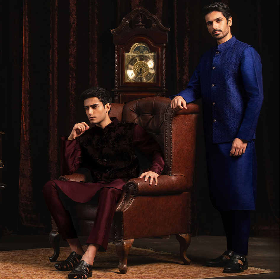 Choosing Your Diwali Clothes: 10+ Traditional & Modern Looks