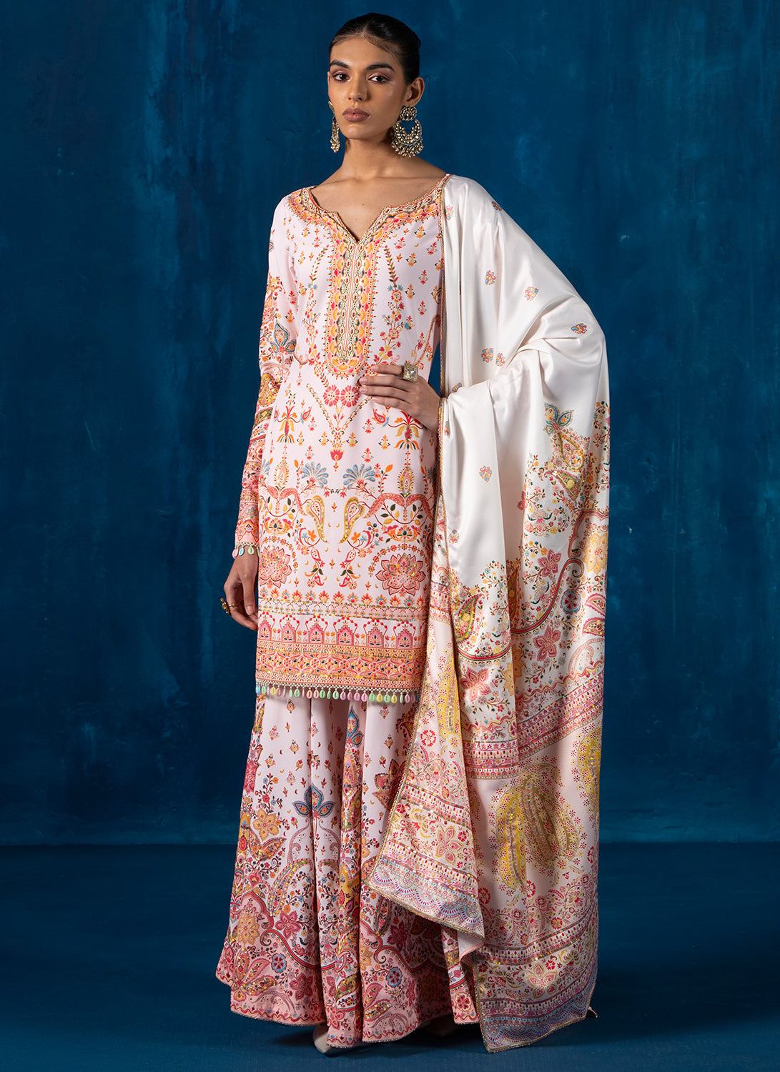 Gharara Suits | Designer Ethnic Wear | Lashkaraa