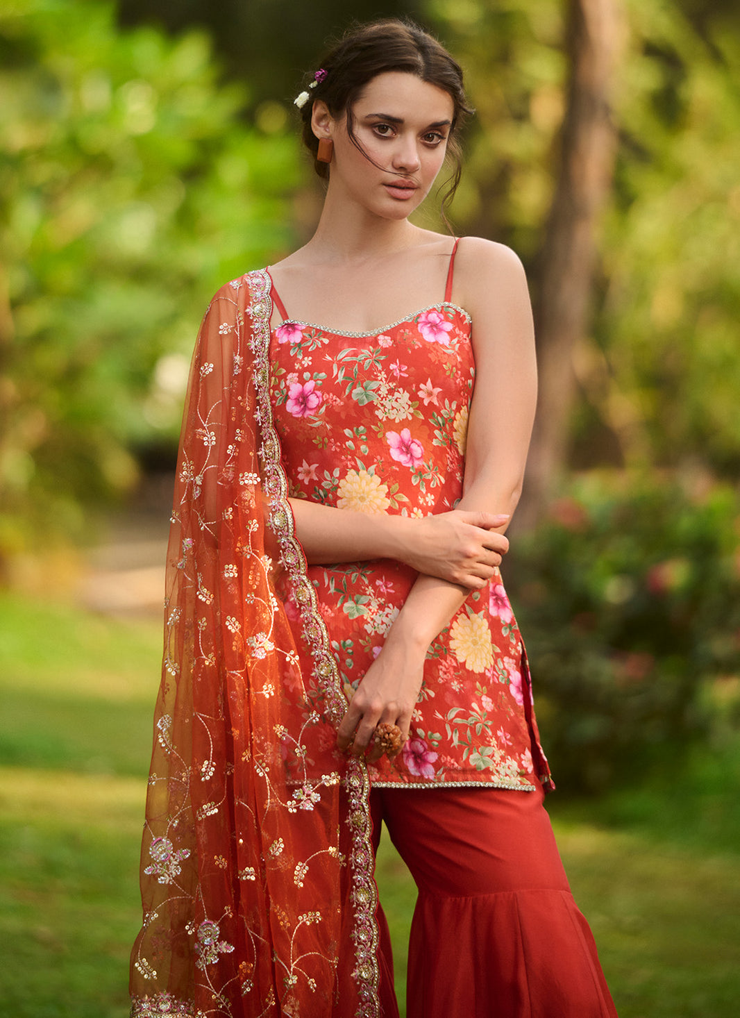 Gharara Suits | Designer Ethnic Wear | Lashkaraa