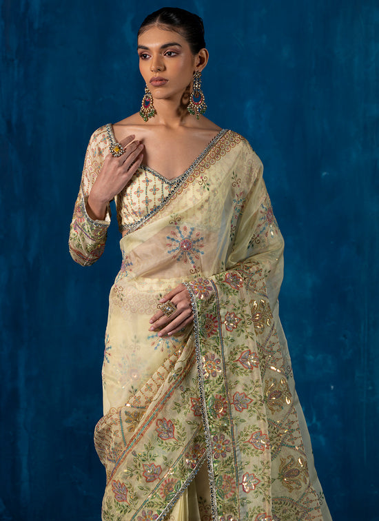 Saree Length Guide: Standard Sarees, Variations, & How to Measure ...