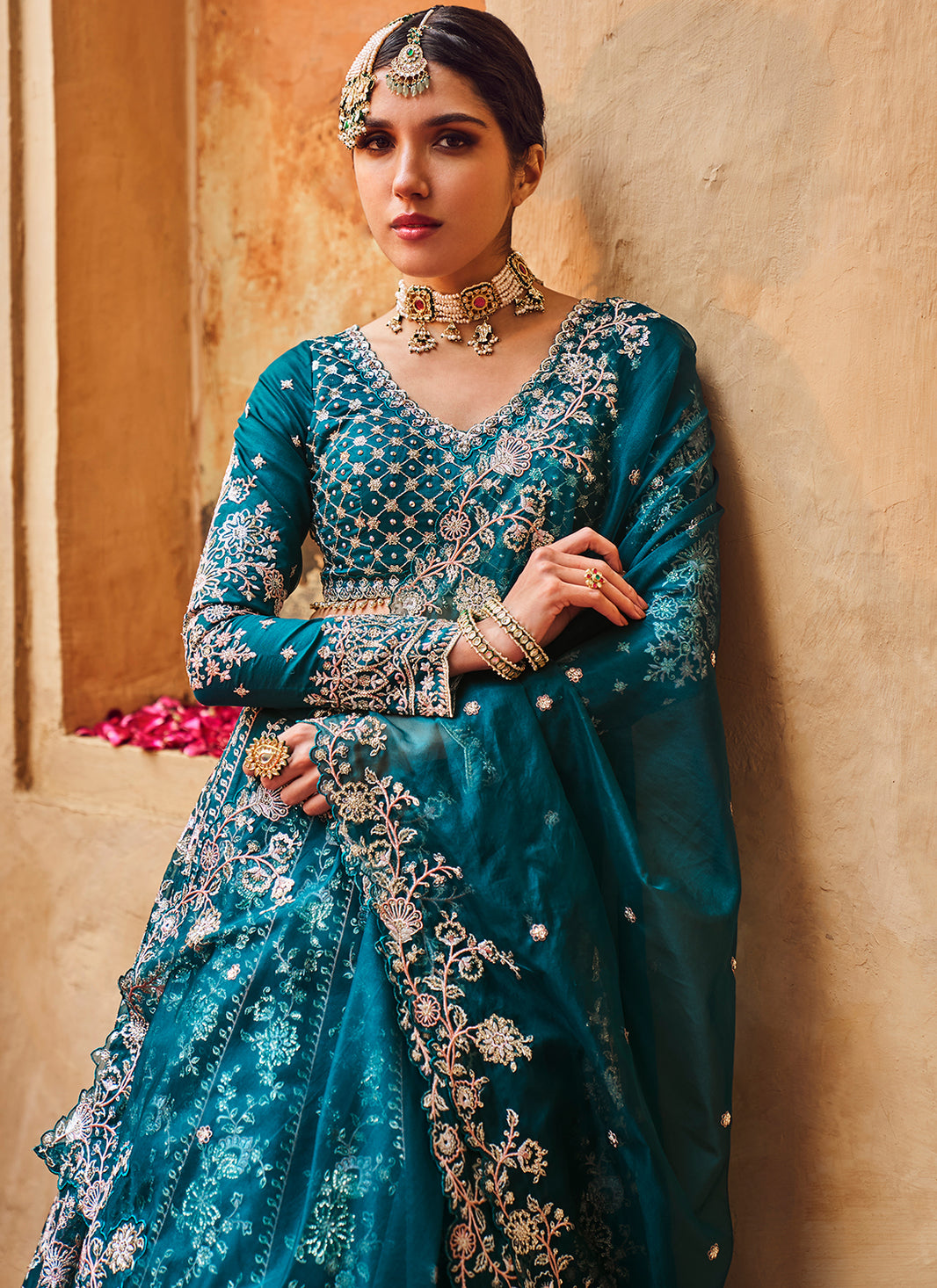 Indian Designer Clothes Sale | Up to 70% Off | Lashkaraa