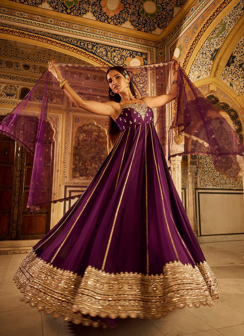 Color Symbolism in India: The Meaning Behind Traditional Hindu Colors
